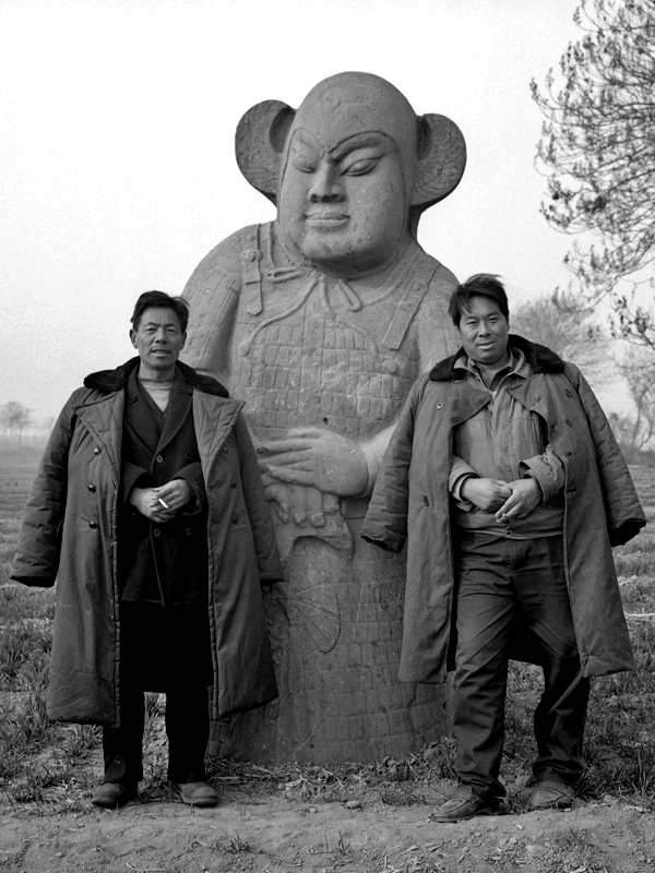 Yan Xinfa 闫新法 - Yan Xinfa’s Emperor’s tomb (2004-2005) is a series of ...