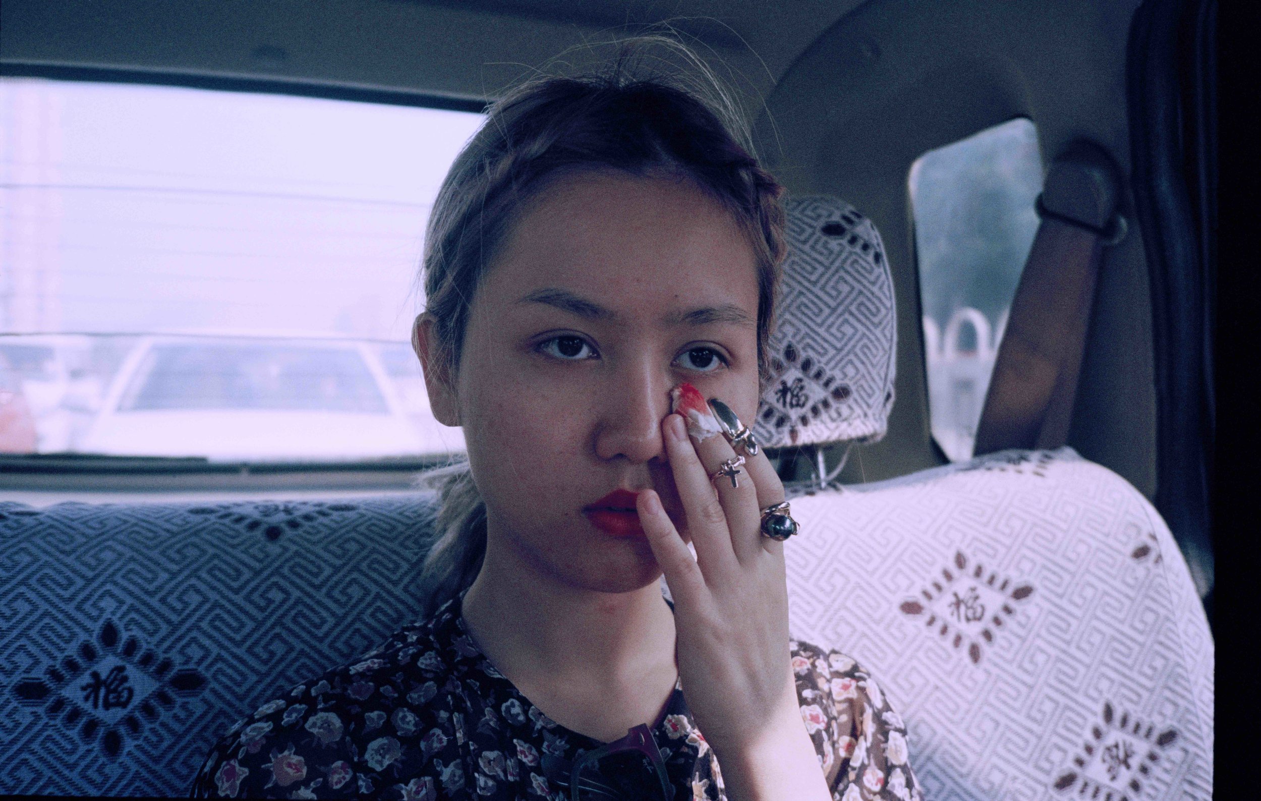 Luo Yang 罗洋 - Luo Yang's portraits depict an emerging Chinese youth ...