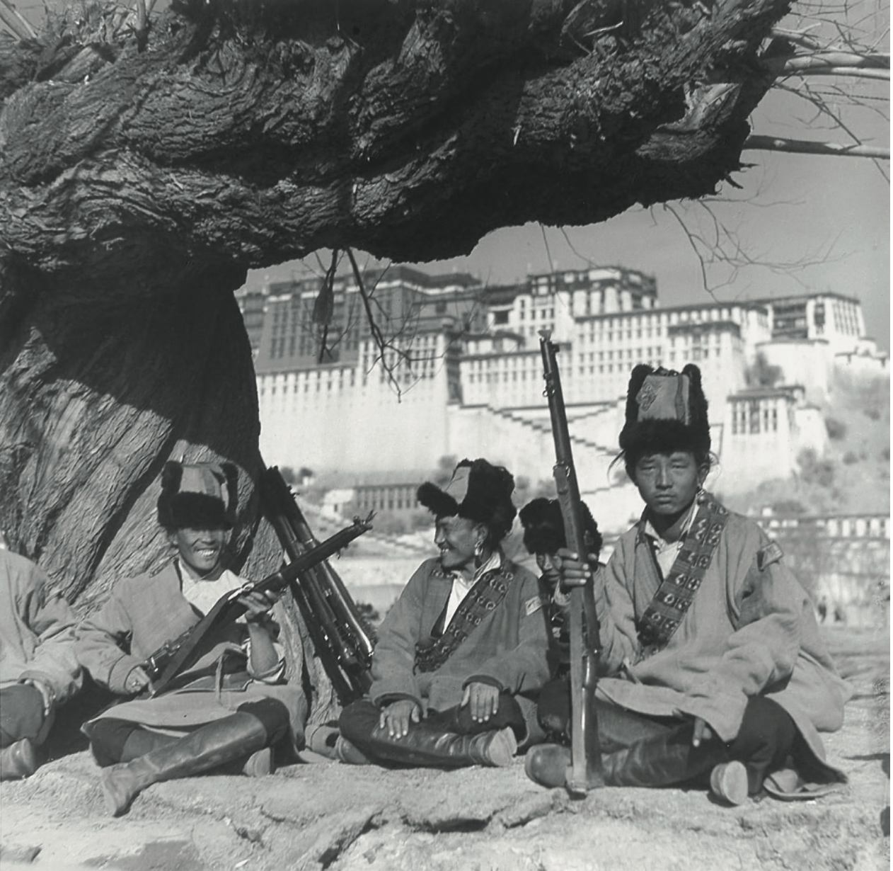 "Marching into View: The Tibetan Army in Historic Photographs 1895–1959 ...
